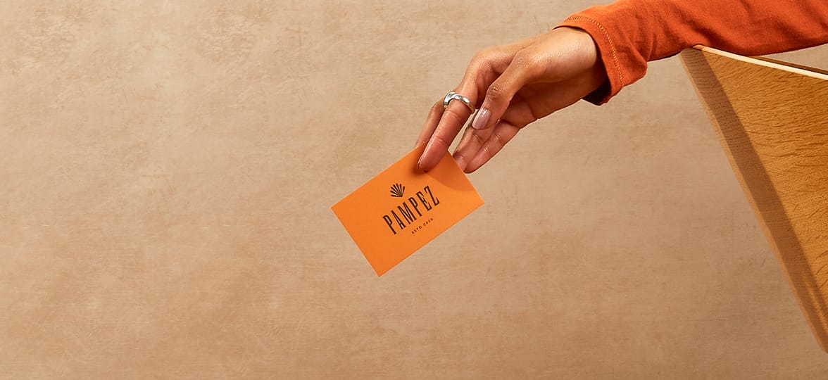 The best colors for Business Cards with Laura Perryman - MOO Blog