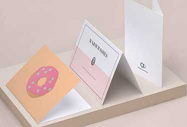 Custom greeting cards: The perfect way to spread joy - MOO Blog