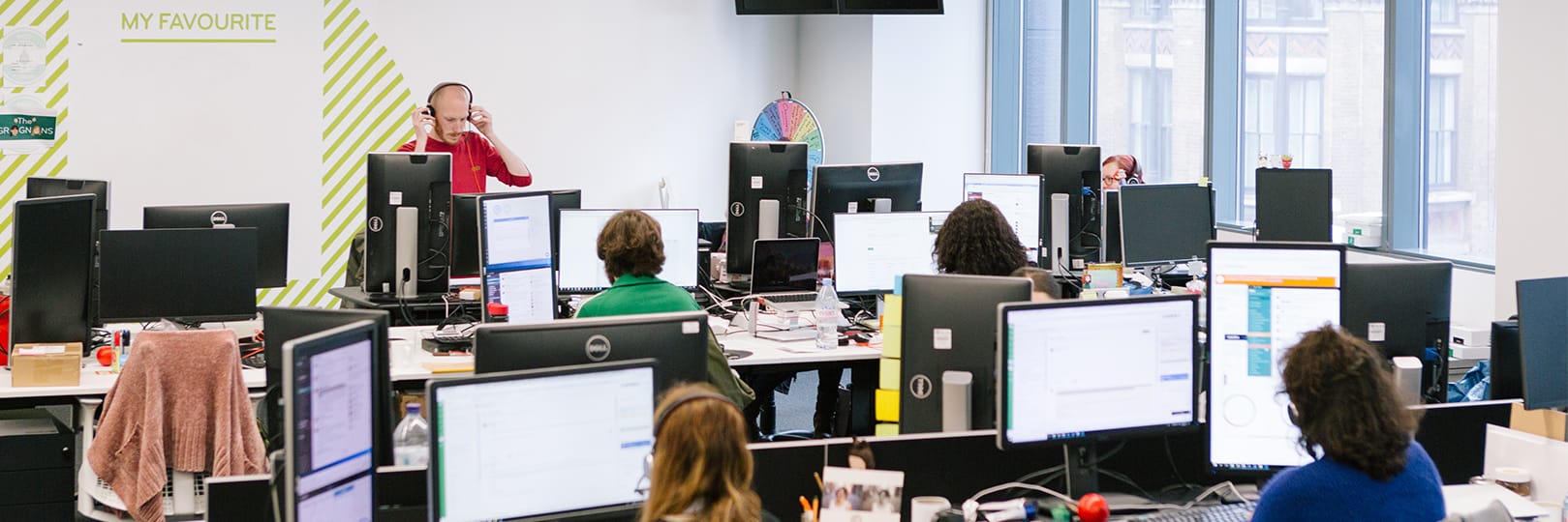 Customer Care Values - 6 Key Values for Customer Service | MOO Blog